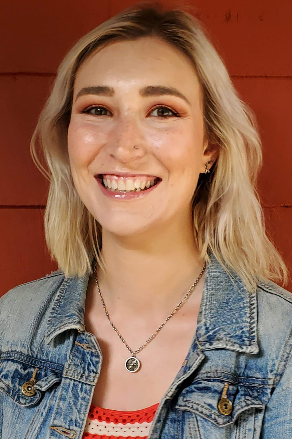 Julia Staron - Summer Search